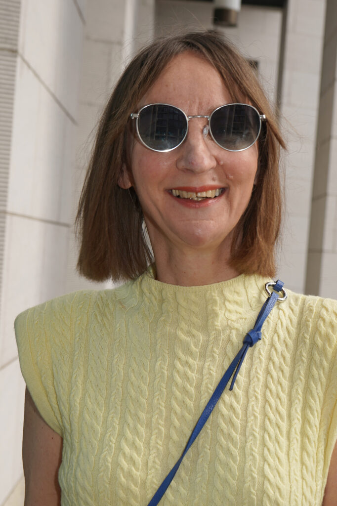 Pullunder -Liebe: Wie style ich den Klassiker edgy und cool?